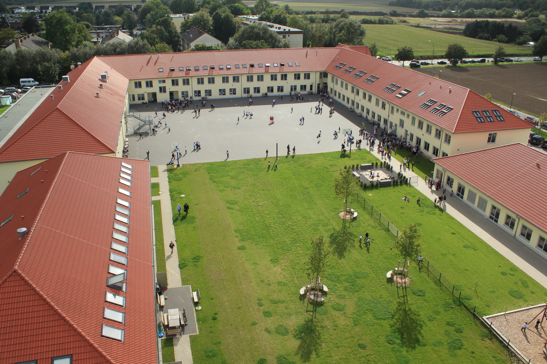 St George's International School Cologne Школа Сент Джордж (Кёльн ...