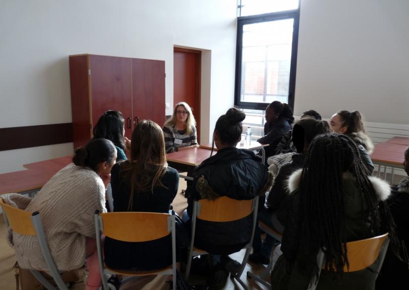 Liss school France — Государственная школа Лисс во Франции (Париж, Франция)