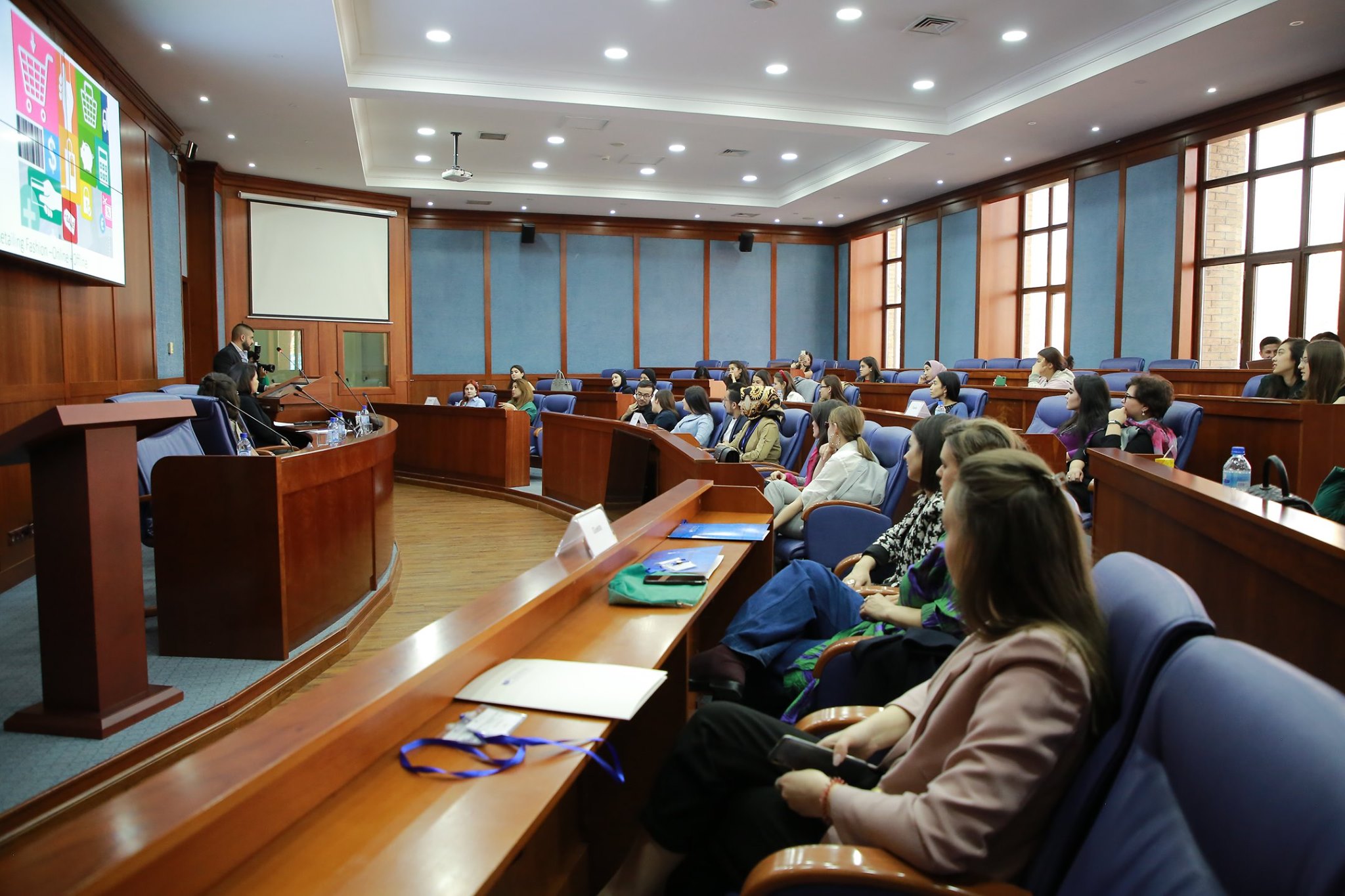 Westminster International University in Tashkent (WIUT), Международный ...